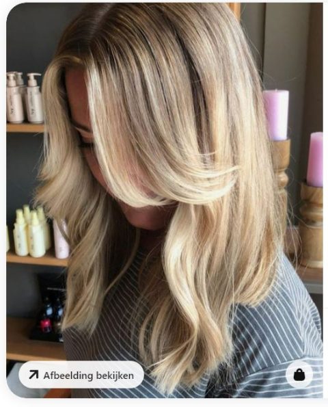 15 Prachtige lang haar kapsels met laagjes aan de voorkant - Vrouw & Passie